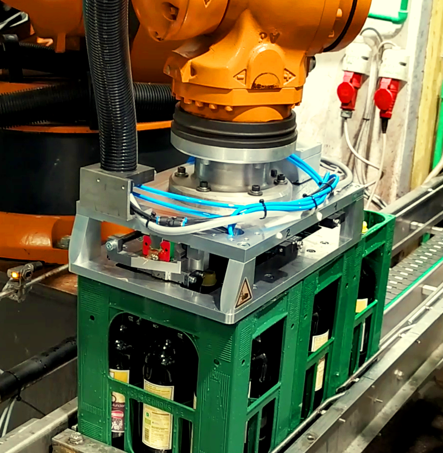 Kisten - Roboter - Greifer - Mayrtec EngineeringMayrtec Engineering ...